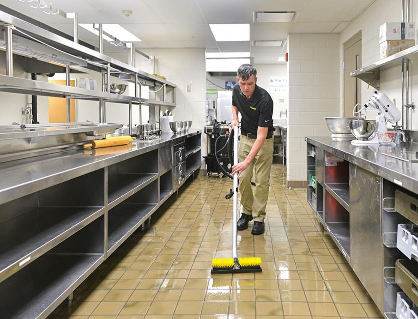 Restaurant Deep Cleaning – Eco Breeze Pest Control & Cleaning Services